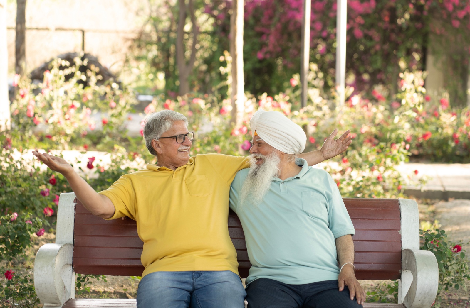 Why Senior Communities are Great for Making Friends | Acworth